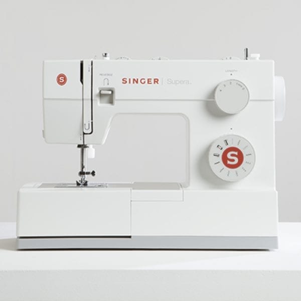 singer-supera-5523 • Cha's Hands